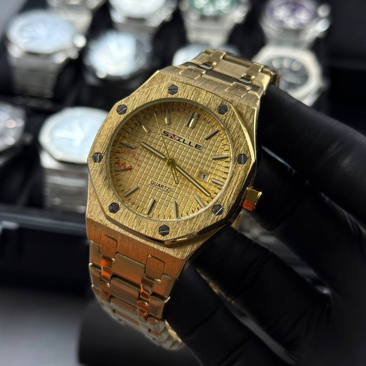 Snille Monarch Gold Grid Watch in Lebanon – Lurexia